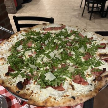 GRIMALDI’S PIZZERIA - 124 Photos & 115 Reviews - 11700 Domain Blvd ...