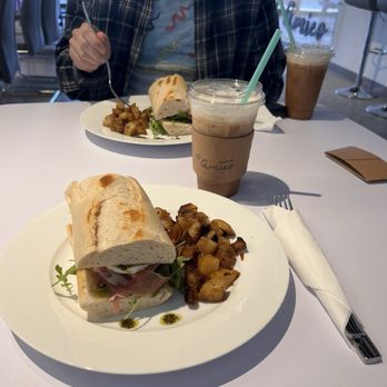 CAFE AMICO - Updated June 2024 - 55 Photos & 17 Reviews - 1540 Old ...