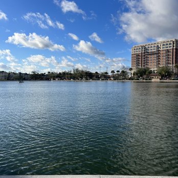 COLONIAL LAKE PARK - Updated September 2025 - 46 Photos - Broad St ...