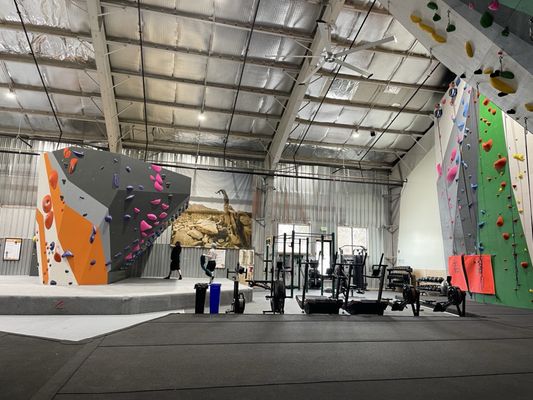 THE PAD CLIMBING - Updated October 2025 - 2220 Vestal Rd, Vestal, New ...