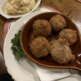 TWIN OAKS RESTAURANT - Updated October 2025 - 562 Photos & 596 Reviews ...