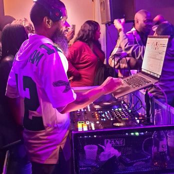 JULZ - Updated January 2026 - 42 Photos & 27 Reviews - 7719 Crittenden ...