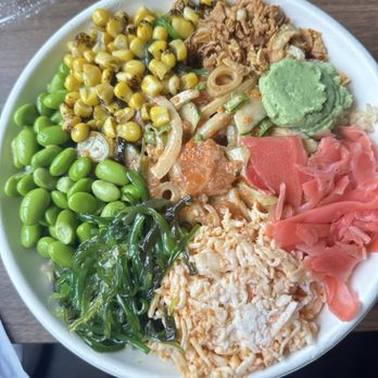 JUST POKÉ U-DISTRICT - Updated September 2025 - 141 Photos & 125 ...