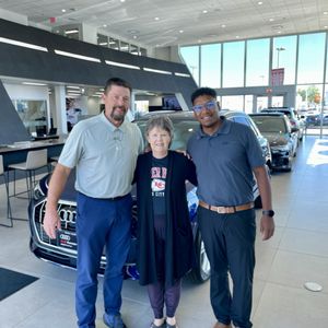 CARMAX - Updated February 2025 - 6801 E Frontage Rd, Merriam, Kansas ...