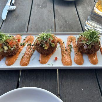 VELE - Updated December 2025 - 203 Photos & 175 Reviews - 3241 W Iles ...