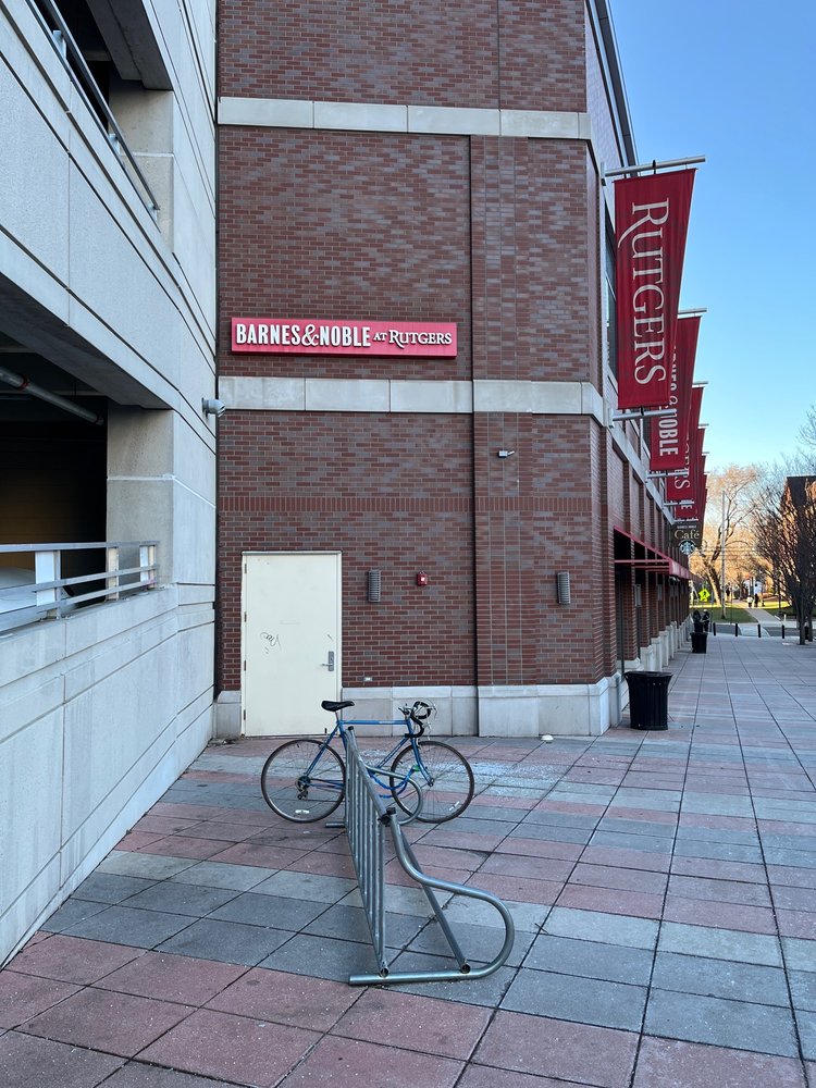 NEW BRUNSWICK TRAIN STATION - Updated September 2024 - 43 Photos & 43 ...