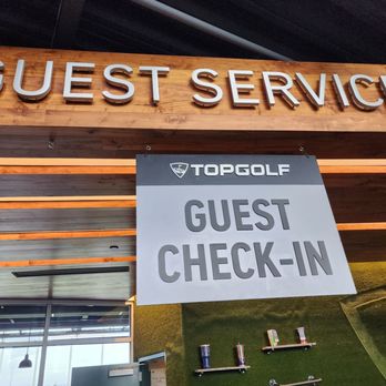 TOPGOLF - 712 Photos & 658 Reviews - 2050 Progress Pkwy, Schaumburg ...