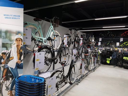 DECATHLON BRUXELLES - Updated February 2025 - Rue de l'Evêque 30 ...