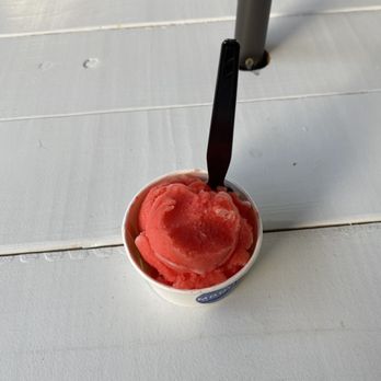 MANOLIS ICE CREAM, POPS, SORBET & MORE - Updated July 2024 - 475 Photos ...