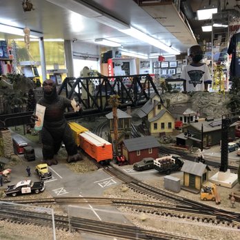 TRAIN SHACK - Updated July 2025 - 98 Photos & 123 Reviews - 1030 N ...