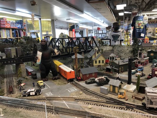 TRAIN SHACK - 93 Photos & 104 Reviews - 1030 N Hollywood Way, Burbank ...