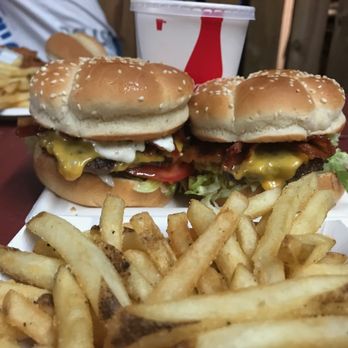 RED RABBIT DRIVE IN - Updated November 2025 - 133 Photos & 163 Reviews ...