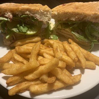 POLO’S BAR & GRILL - Updated January 2025 - 126 Photos & 199 Reviews (4 ...