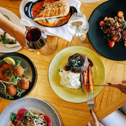 DECK. - Updated October 2025 - 4419 Photos & 2569 Reviews - 150 Kapahulu Ave, Honolulu, Hawaii ...