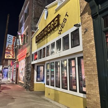 GRINDERS - Updated April 2025 - 675 Photos & 779 Reviews - 417 E 18th ...