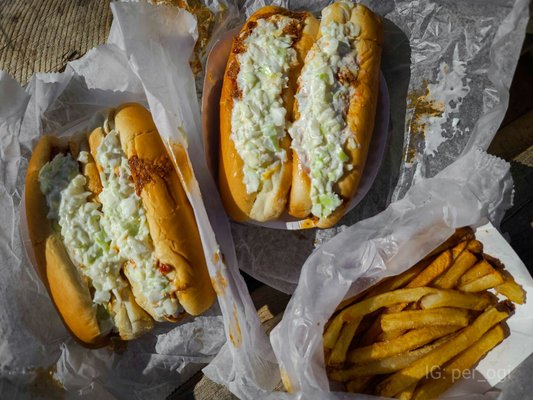 HOMETOWN HOT DOGS - Updated September 2024 - 20 Photos & 16 Reviews ...