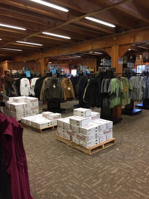 SHOOTERS OUTPOST - Updated December 2025 - 20 Photos & 83 Reviews ...