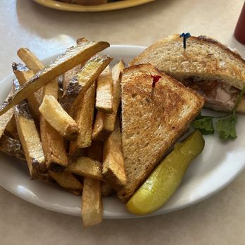 SCREAMIN’ CHICKEN DINER - Updated May 2025 - 127 Photos & 116 Reviews ...