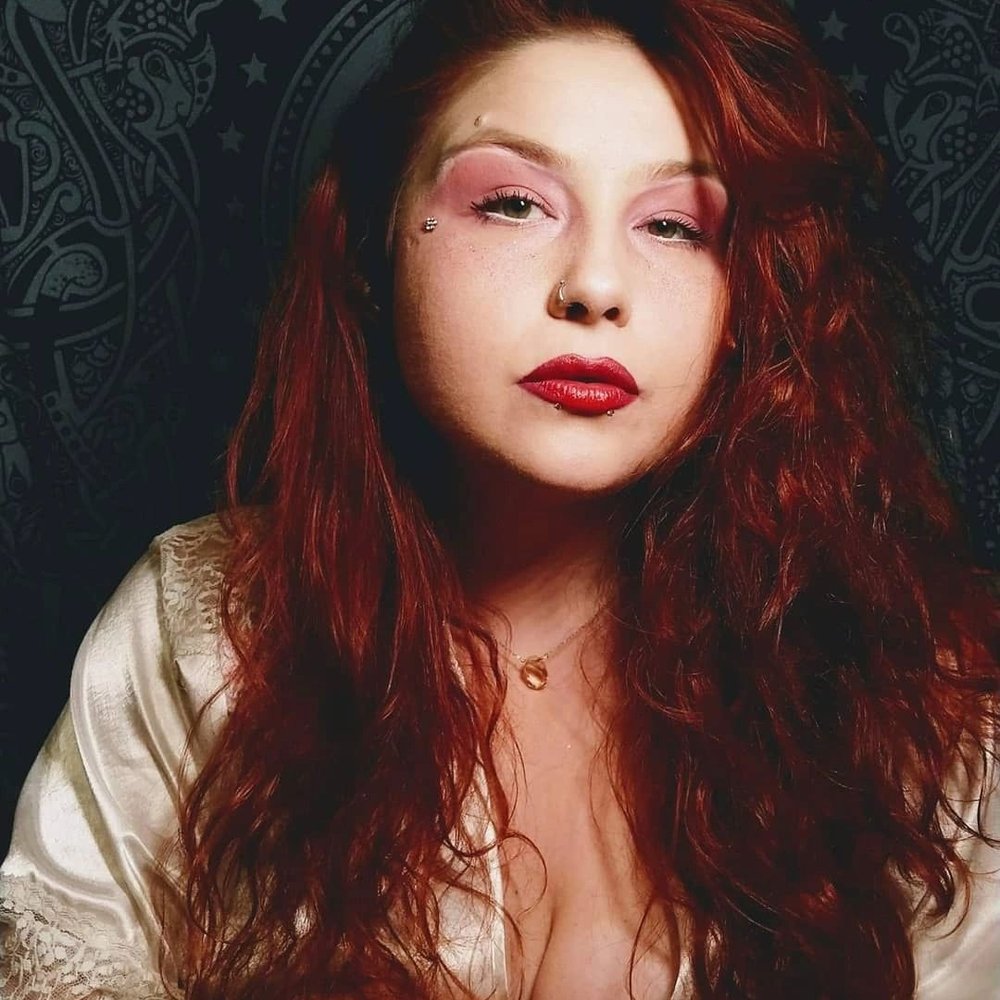 Sandra Card's Instagram, Twitter & Facebook on IDCrawl