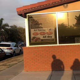 RED CASTLE - Updated August 2025 - 2477 Photos & 1670 Reviews - 403 S ...