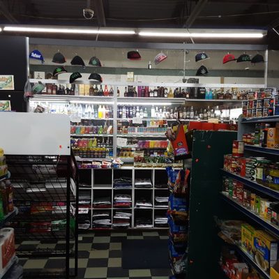 WEST SAGINAW PARTY STORE - Updated September 2025 - 2823 W Saginaw St ...