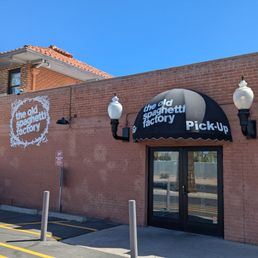 THE OLD SPAGHETTI FACTORY - Updated January 2026 - 888 Photos & 883 ...