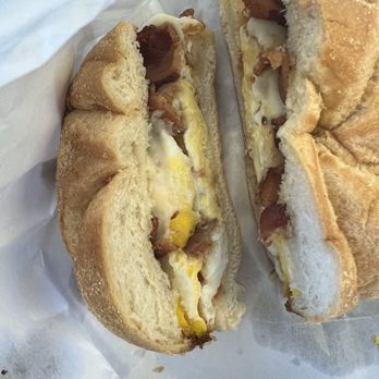 MOZZO DELI - Updated December 2024 - 65 Photos & 81 Reviews - 616 ...