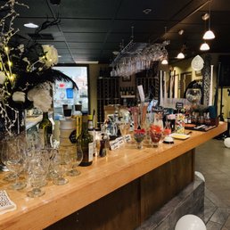 DAVINE WHISKEY & WINE BAR - Updated July 2025 - 142 Photos & 126 Reviews - 23836 222nd Pl SE ...