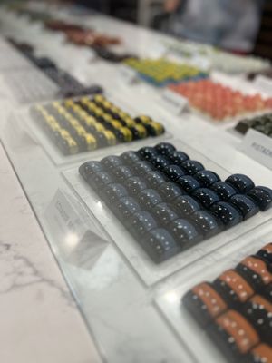 SPLENDID OAKS CHOCOLATES - Updated December 2025 - 94 Photos & 59 ...