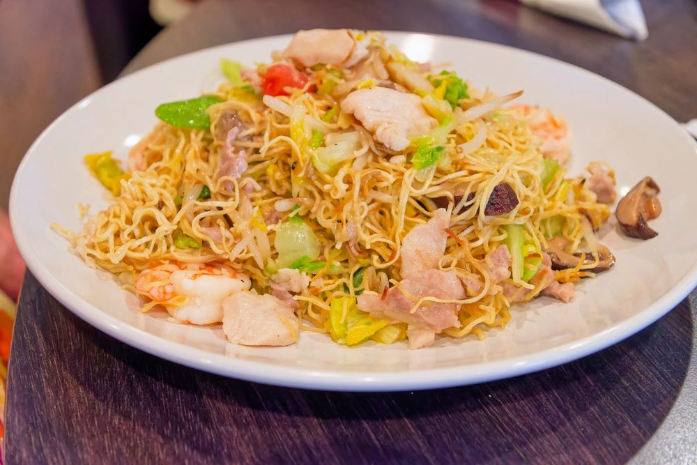 YAN YAN - Updated February 2025 - 145 Photos & 164 Reviews - 360 W Half ...