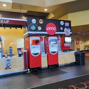 AMC TRADERS POINT 12 - Updated December 2025 - 83 Photos & 90 Reviews ...
