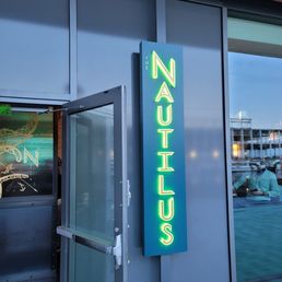 NAUTILUS PIER 4 - Updated March 2025 - 331 Photos & 172 Reviews - 300 ...