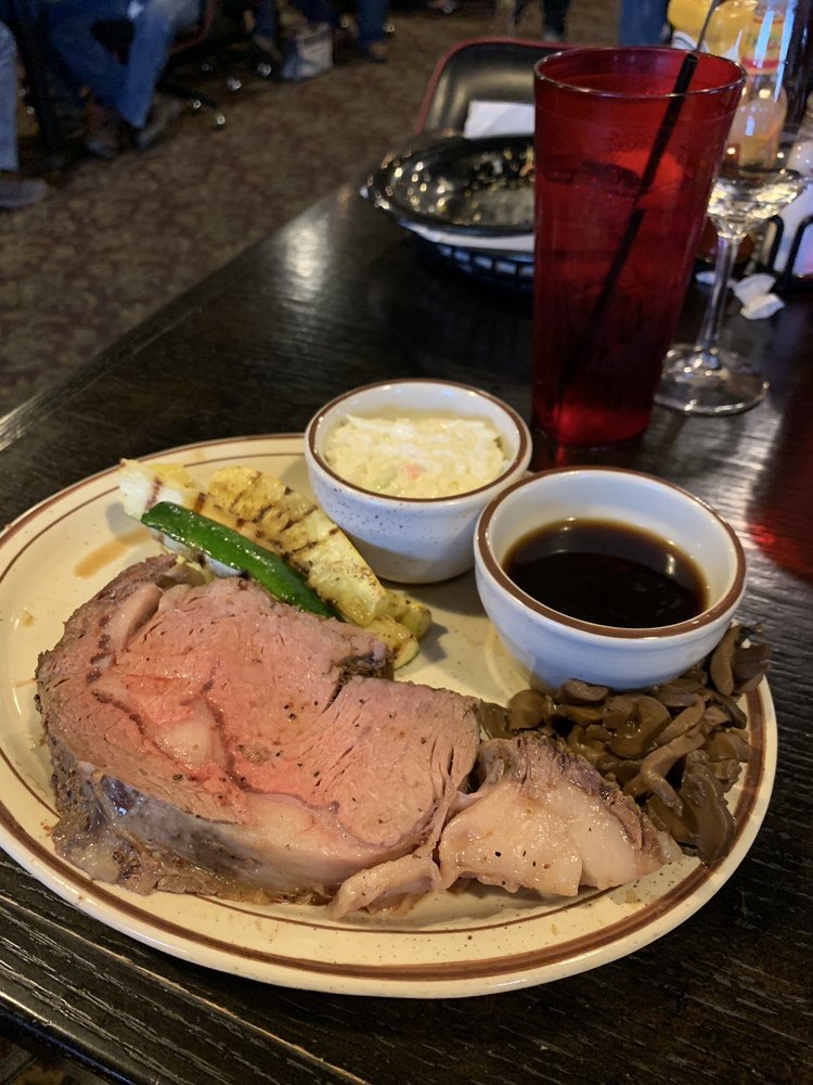 ROUND THE BEND STEAKHOUSE - 84 Photos & 97 Reviews - Steakhouses ...