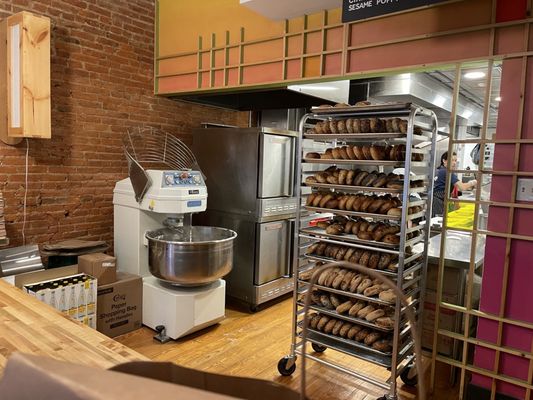 ROUND BREADS BAKERY - Updated January 2026 - 40 Photos & 31 Reviews ...