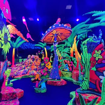 PUTTING EDGE - Updated December 2025 - 61 Photos & 31 Reviews - 7621 ...