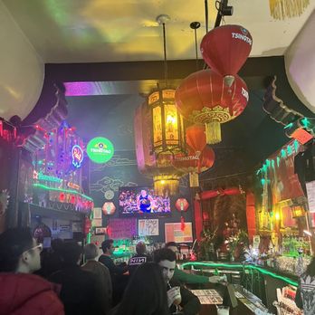 LI PO COCKTAIL LOUNGE - Updated October 2024 - 853 Photos & 768 Reviews ...