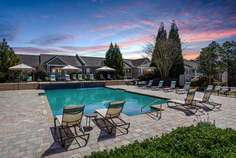 ADRIAN ON RIVERSIDE - Updated January 2026 - 13 Reviews - 5243 ...