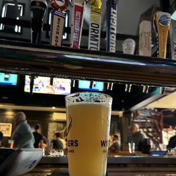 PORTSIDE TAVERN - Updated December 2025 - 478 Photos & 834 Reviews - 72 ...