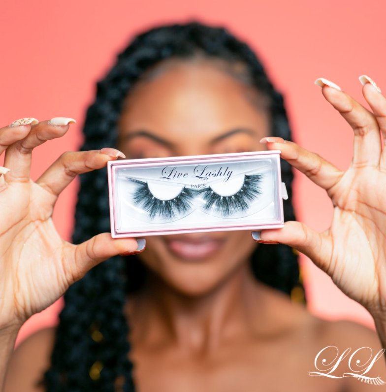 LIVE LASHLY - 13 Photos - 313 Smith Haven Mall, Lake Grove, New York ...