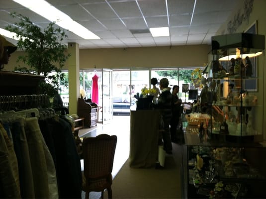 OFF CENTER THRIFT & GIFT - Updated July 2025 - 10 Photos & 11 Reviews ...