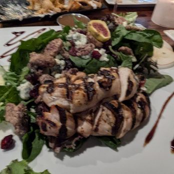 QUENCH TAPS AND TAPAS - Updated August 2025 - 225 Photos & 183 Reviews ...