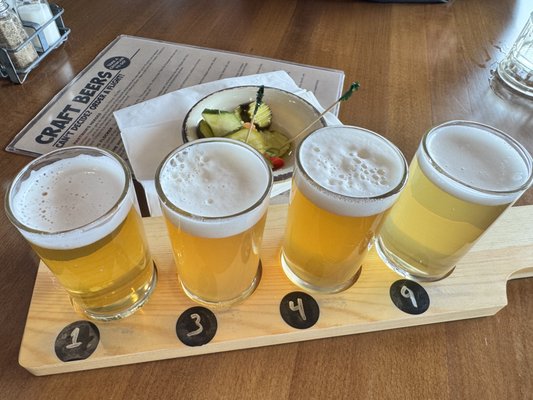 ISAAC’S CRAFT KITCHEN & BREWERY - Updated December 2025 - 25 Photos ...