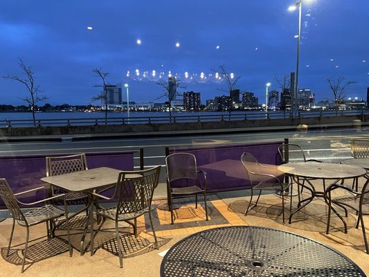 ANDIAMO - 533 Photos & 644 Reviews - Italian - 400 Renaissance Ctr ...