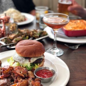 THE HIGH NOTE KARAOKE LOUNGE - 26 Photos & 26 Reviews - Karaoke - 645 N ...