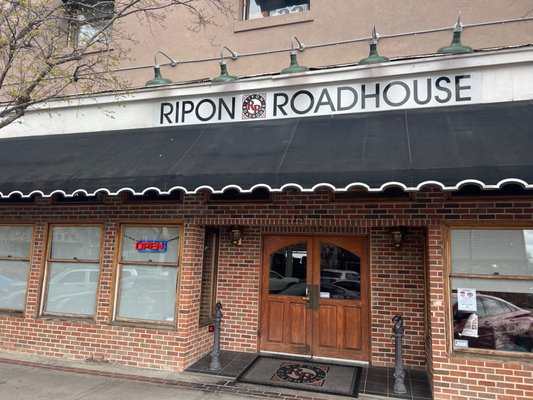 RIPON ROADHOUSE - Updated September 2025 - 154 Photos & 344 Reviews - 125 E Main St, Ripon ...