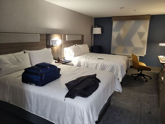 HOLIDAY INN EXPRESS & SUITES FRESNO NORTHWEST-HERNDON - Updated January ...