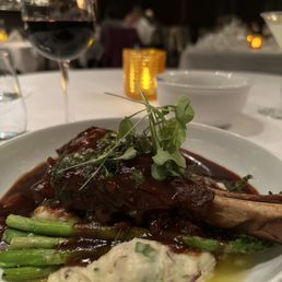 800 MAPLE - Updated October 2025 - 231 Photos & 222 Reviews - 800 Maple ...