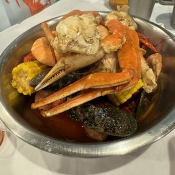 CRAWFISH HOUSE - Updated April 2025 - 136 Photos & 98 Reviews - 247 ...