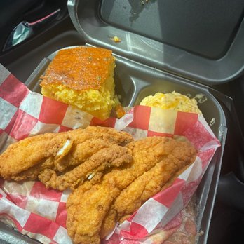 CHICKEN’S KITCHEN - 223 Photos & 91 Reviews - 629 Derbigny St, Gretna ...