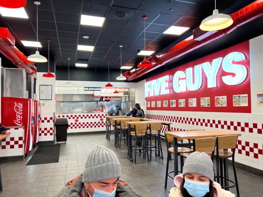 FIVE GUYS - Updated January 2025 - 136 Photos & 157 Reviews - 316 W ...